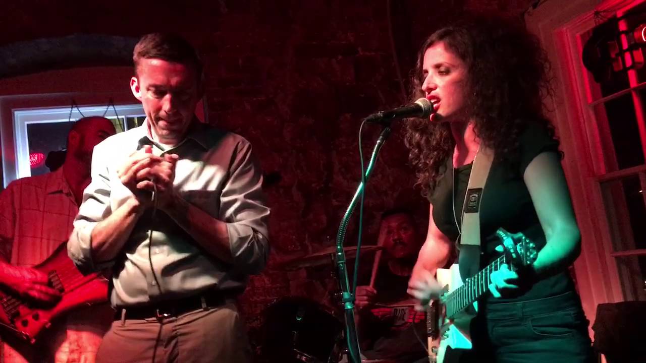Victoria Levy Bayou Cafe Savannah - YouTube