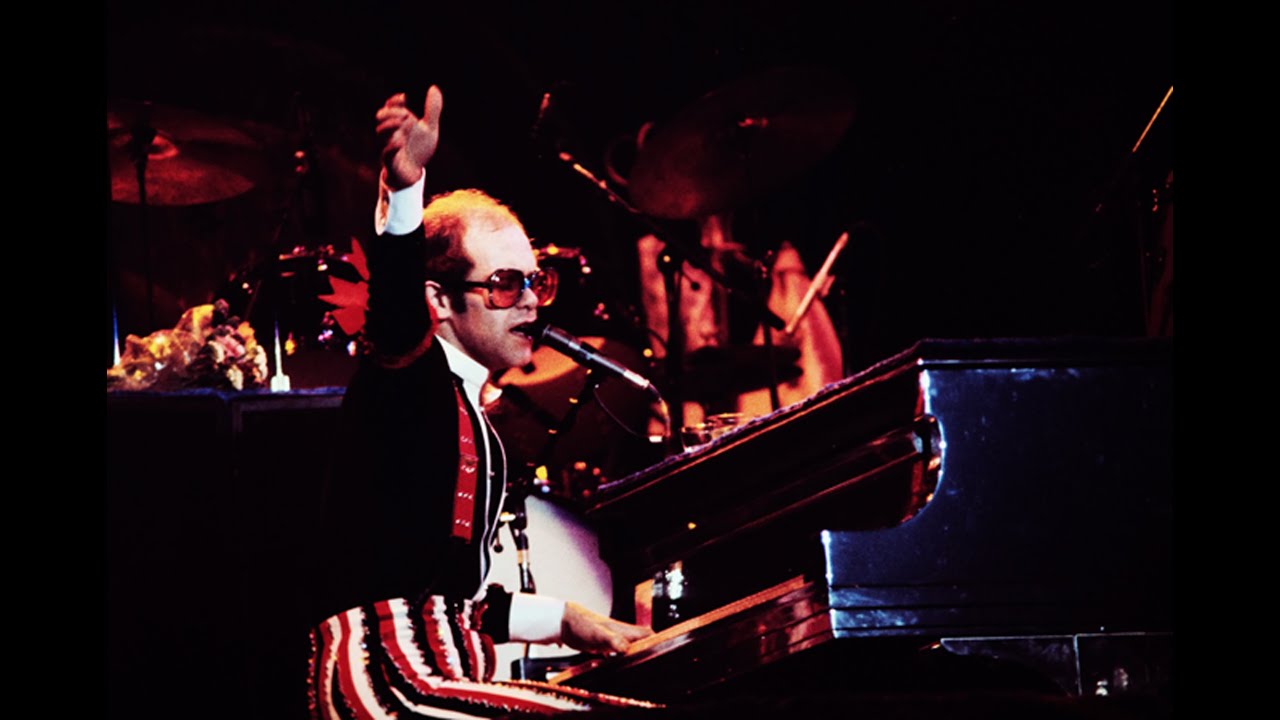 Elton John - San Diego, CA September 29, 1975 - YouTube