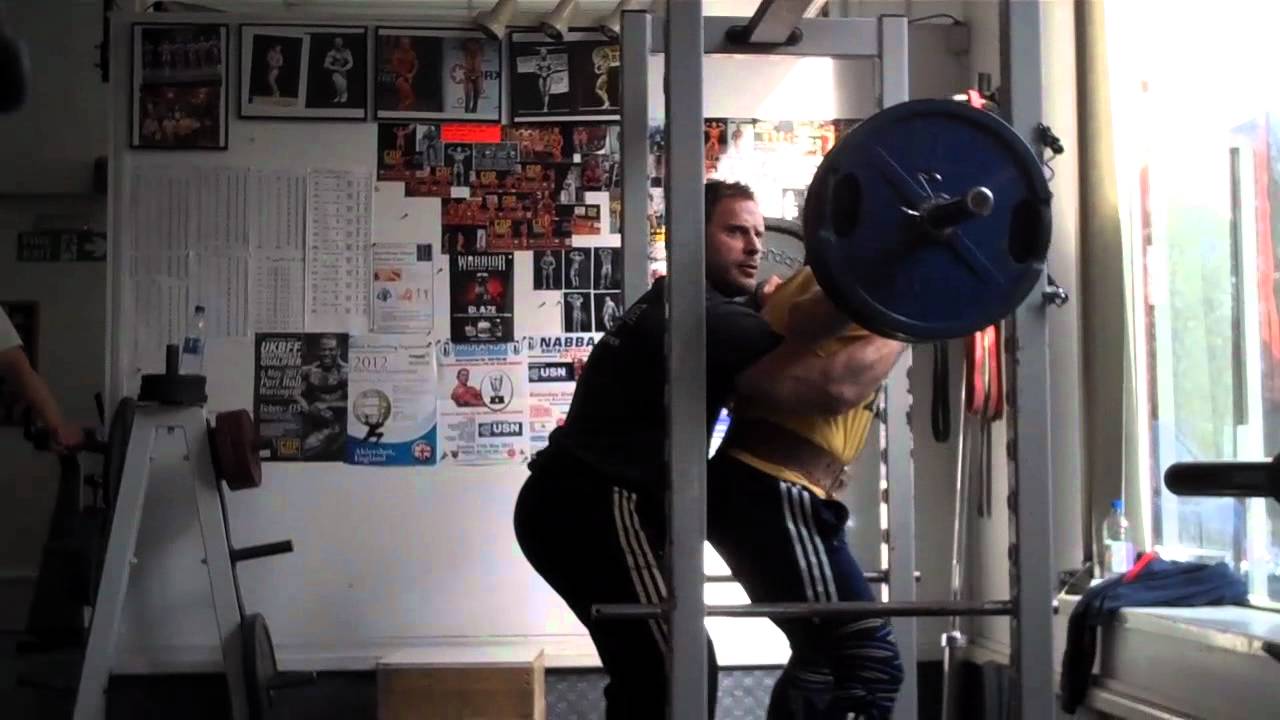 james cook squats 140kg a personal best - YouTube