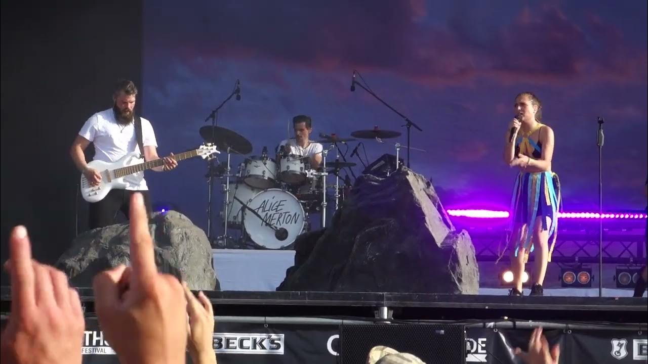 ALICE MERTON - "Same Team" - 2022-06-17 - "Southside Festival" - Neuhausen ob Eck - *NEW SONG ...