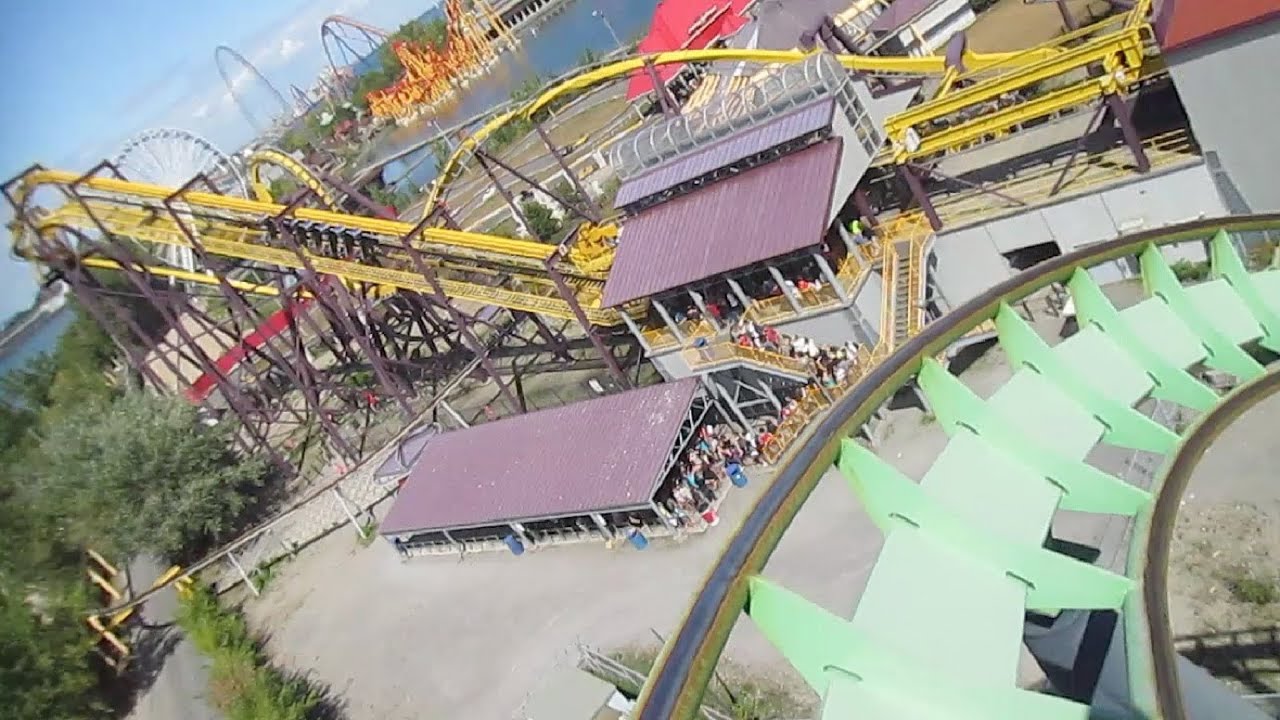 Cobra front seat on-ride HD POV La Ronde - YouTube