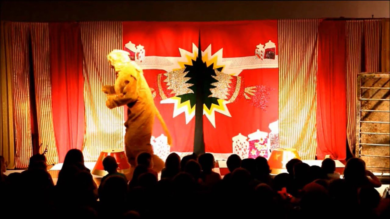 Simply Smiley Pantomime Party Christmas is a Circus - YouTube