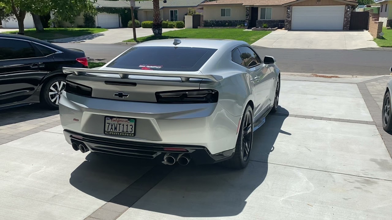 Stage 3 Cammed Camaro SS Cold Start - YouTube