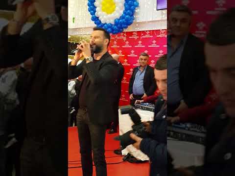 Alişan Konseri.Melekler imza Topluyor