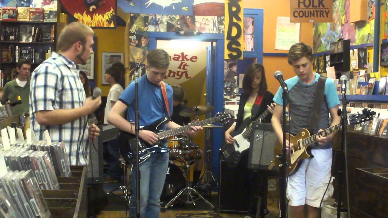 School of Rock Mason - Radiohead 'Electioneering' - YouTube