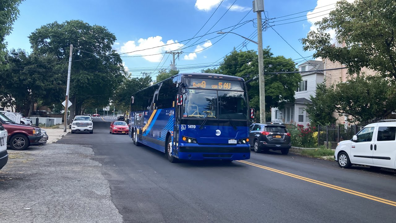 Midtown Bound X3-45 Prevost #1419 on Route BxM9 With a random sign up ...