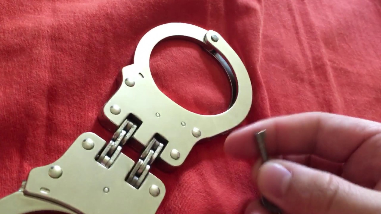 Peerless hinged handcuff review!!! - YouTube