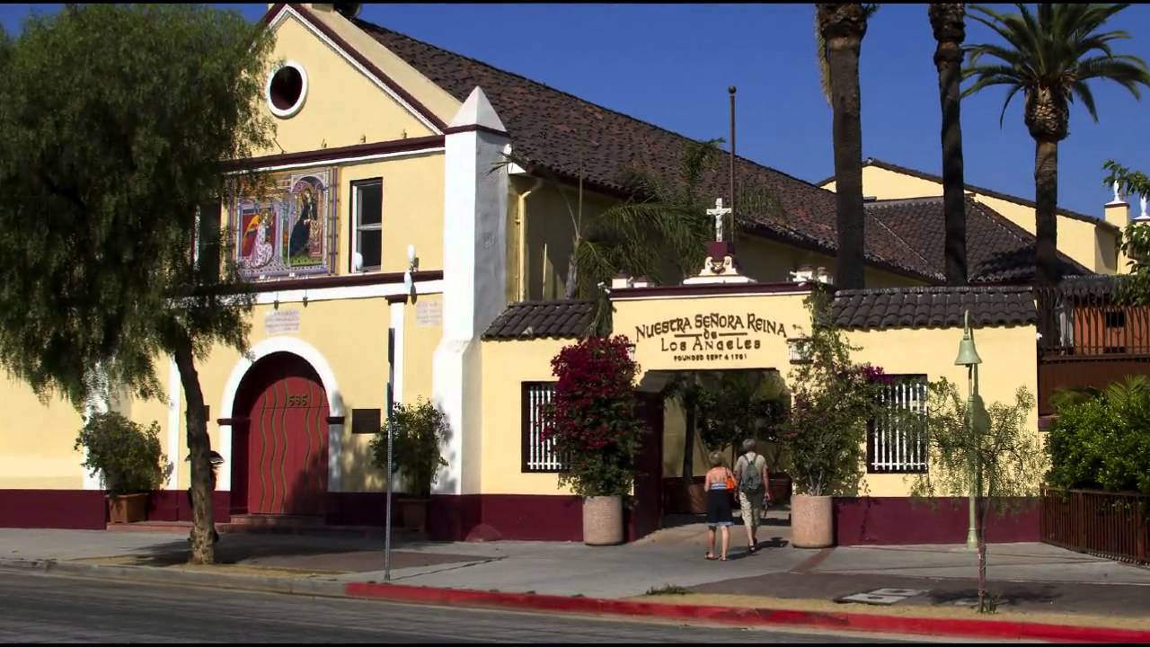 Olvera street area of Los Angeles, California - YouTube