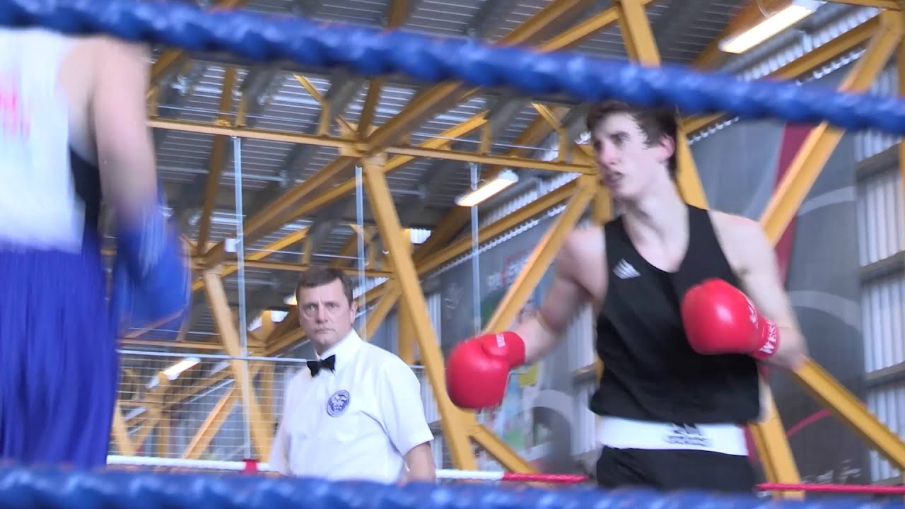 Darren Shannon - Scottish Amateur Boxing Semi Finals 2016 - YouTube