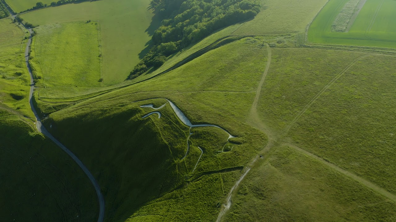 Uffington White Horse Hill Neolithic Iron Age (4K) - YouTube