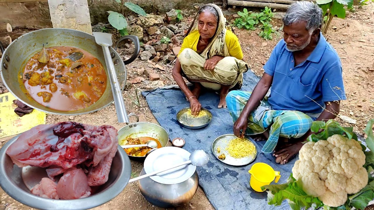 Chicken Curry With Cauliflower Cooking by Rural Tribe Grandma for her ...