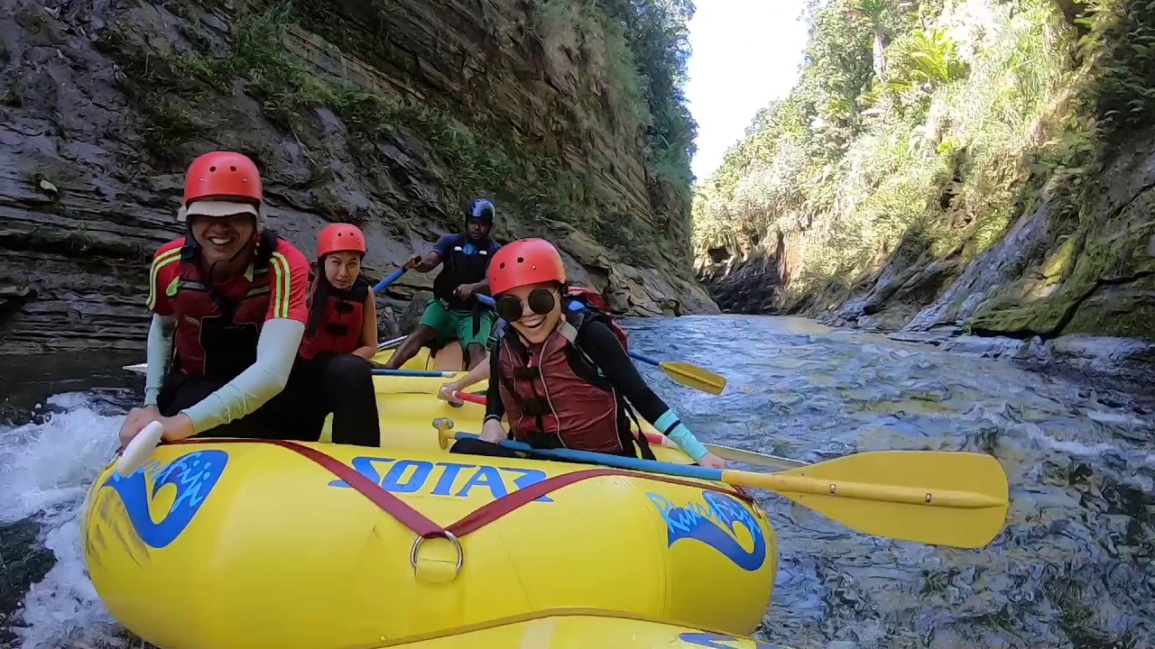 60-SECOND EXCURSION: Whitewater rafting Fiji's upper Navua River - YouTube