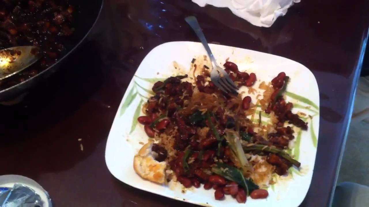 Ma'a Tinito au Québec - YouTube