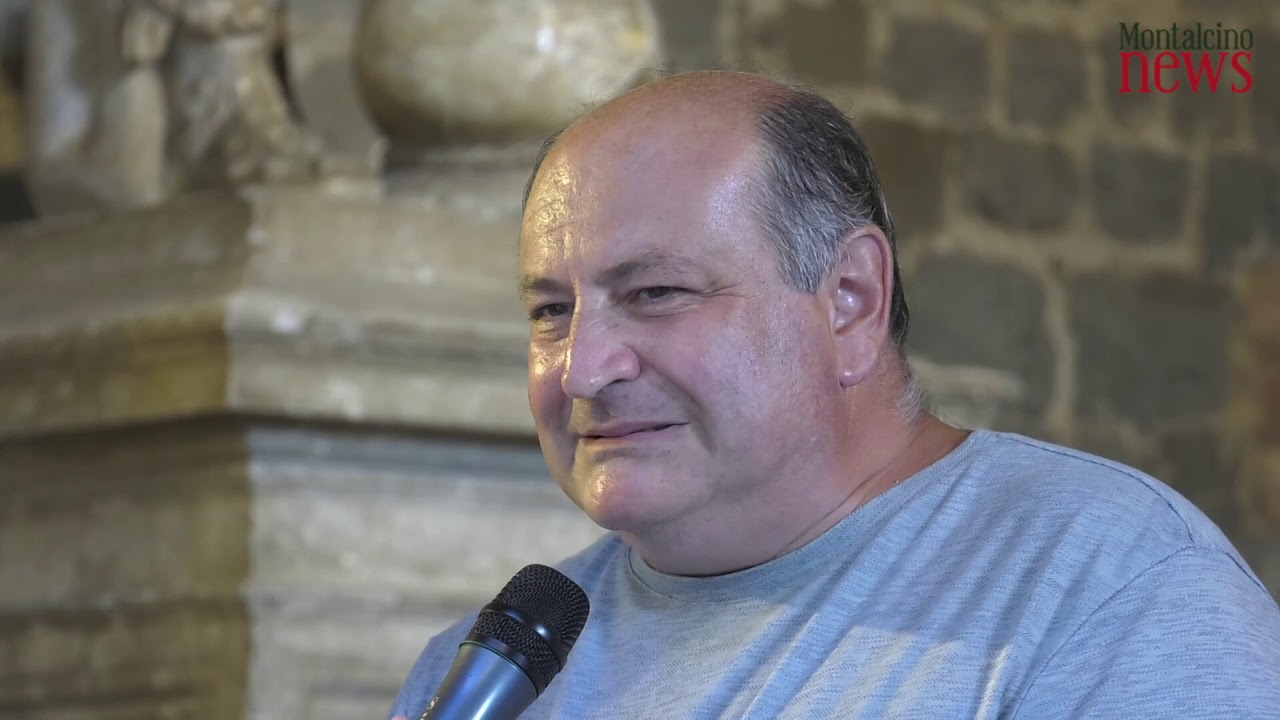 Apertura delle Cacce, intervista al critico d’arte David Tammaro - YouTube
