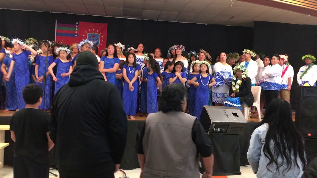 Atiu Enuamanu singing the Cook Islands national anthem - Cook Islands ...