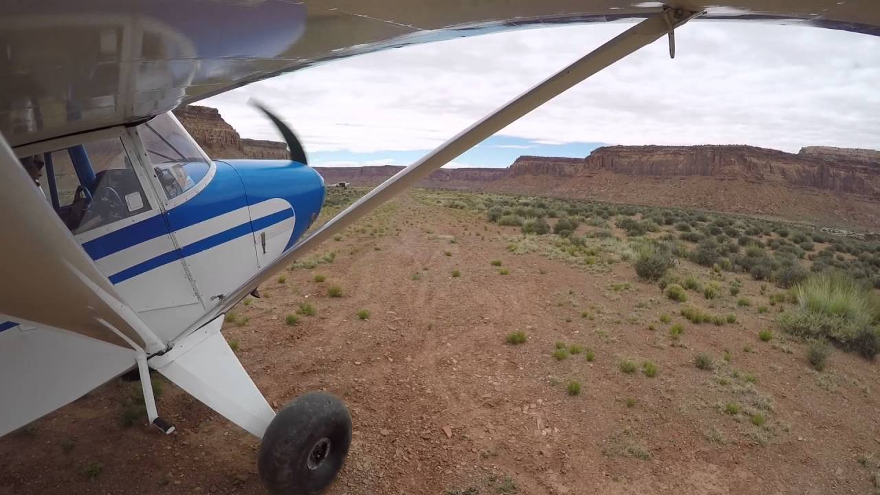 Piper Pacer PA 22/20 bumpy takeoff Happy Canyon airstrip - YouTube