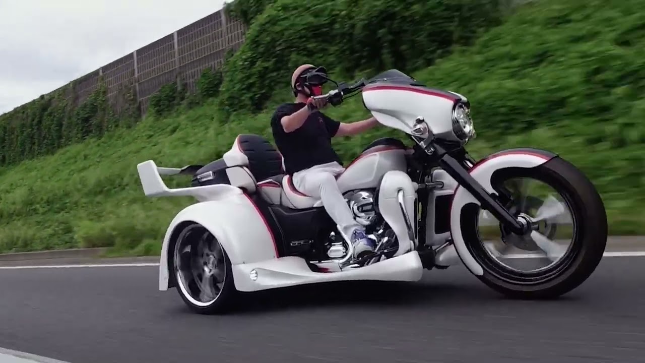 走行動画！トライクカスタム ”HAKUGEI 白鯨” @TRIJYA CUSTOM MOTORCYCLE - YouTube