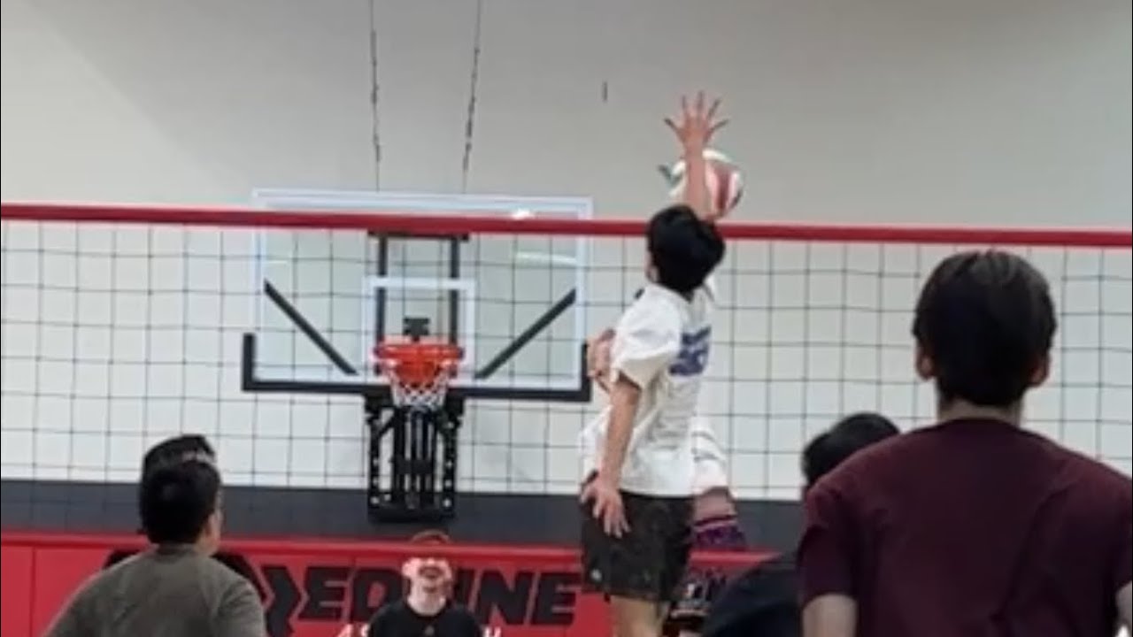 MIC’D UP Volleyball Men’s League 🎤 Cristian (Setter) & Geo (Outside ...