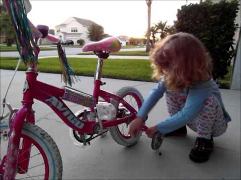 removing training wheels - YouTube