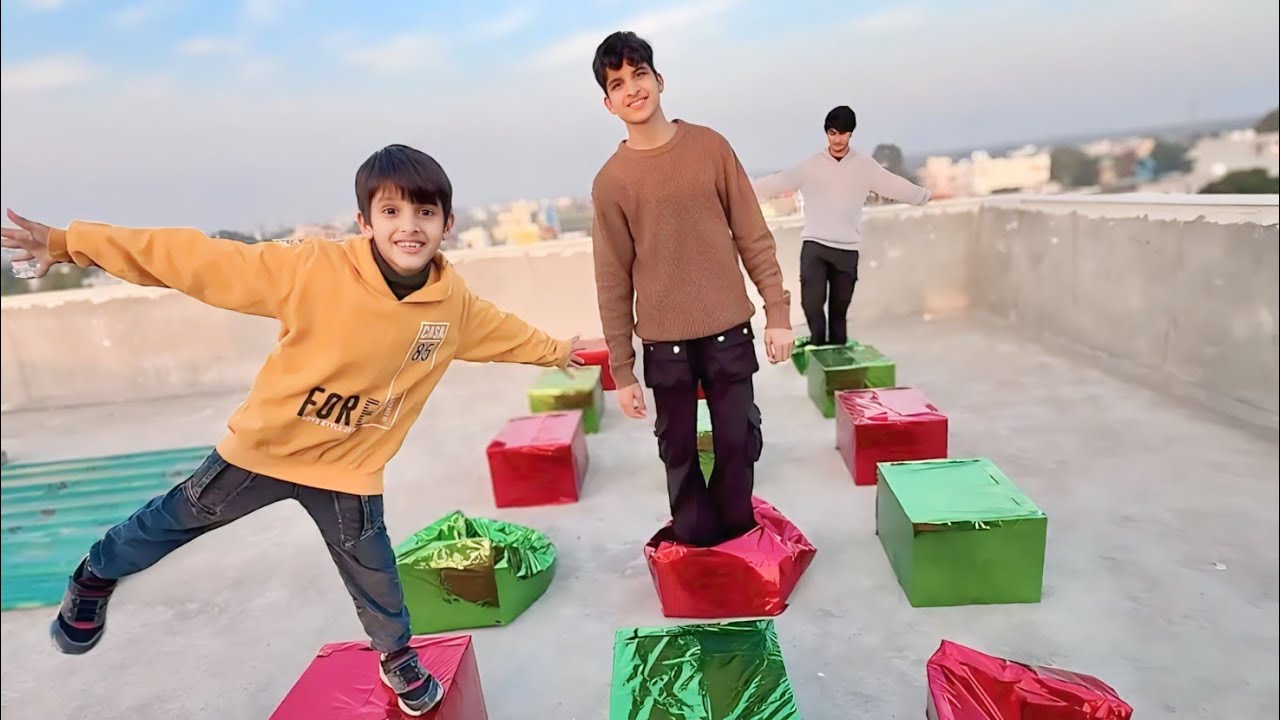 Playing Box Game 😍 Sourav Joshi Vlog - YouTube