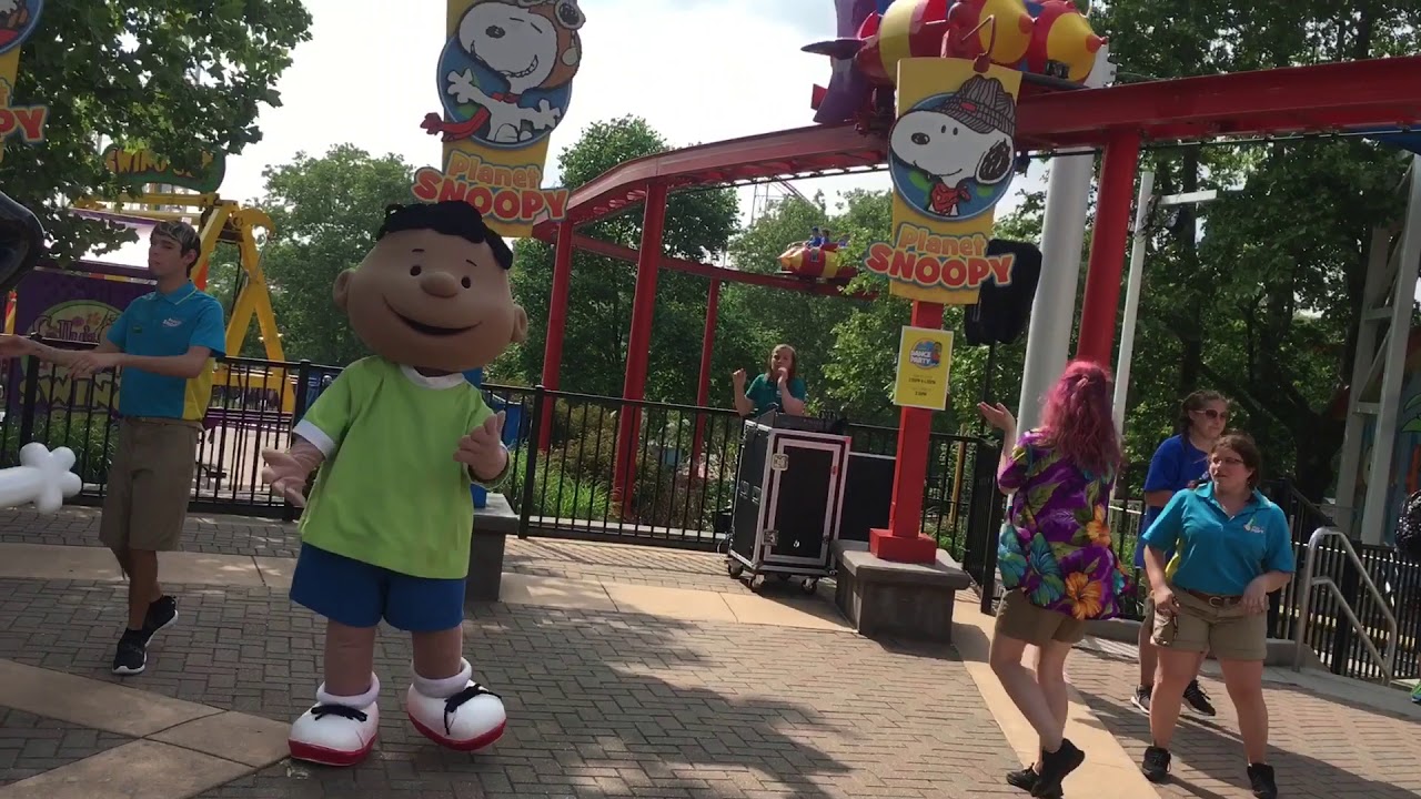 Franklin’s Dance Party - YouTube