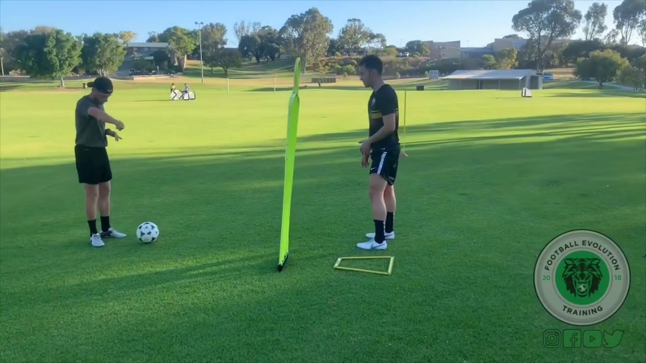 CENTRE BACK TRAINING | Loads of Defender Drills! - YouTube