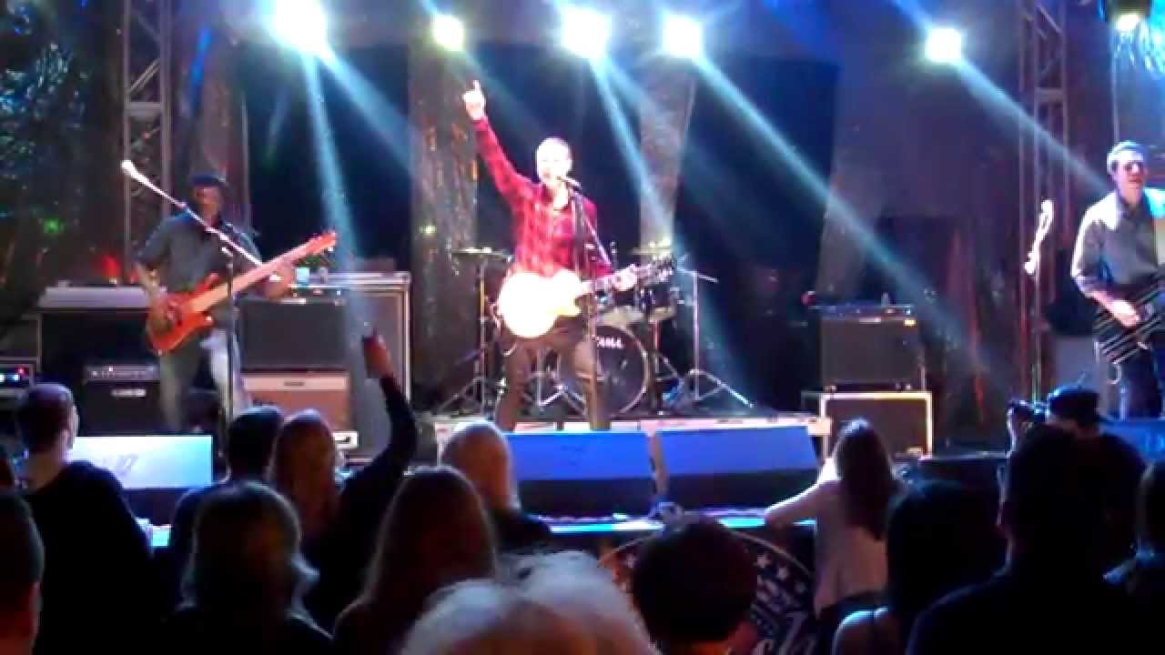 Krash Rover live at the Gas Monkey Bar & Grill 1-24-15 - YouTube