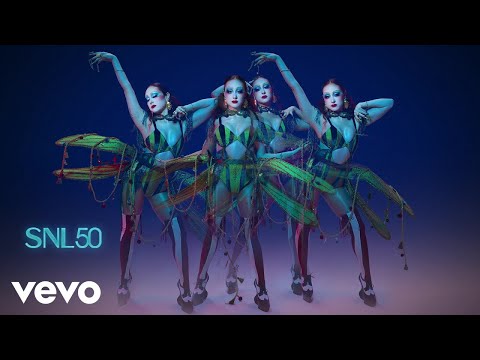 Chappell Roan - Pink Pony Club (Live On Saturday Night Live)