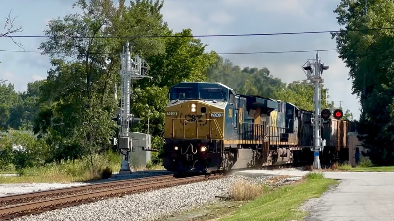 CSX 7903 C40-8W YN3 leading a large Northbound M642-21 with 151 car long train, in St John IN ...