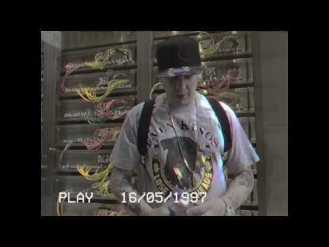 Money Boy - Cash Me Outside (Offizielles Musikvideo)