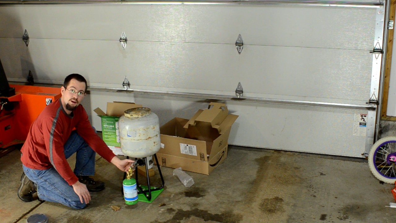 How to refill 1lb propane tanks - Safer and legally* - YouTube
