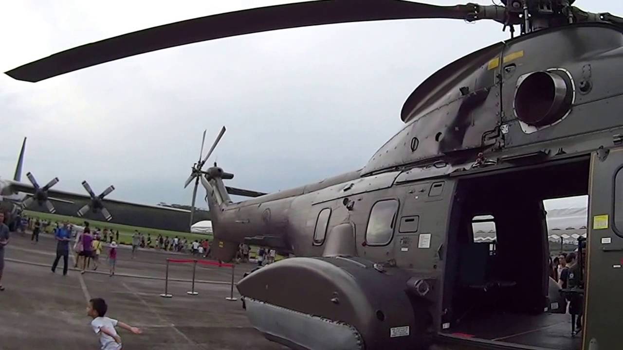 RSAF Open House 2016 - AS 332 Super Puma (AS332M) - YouTube