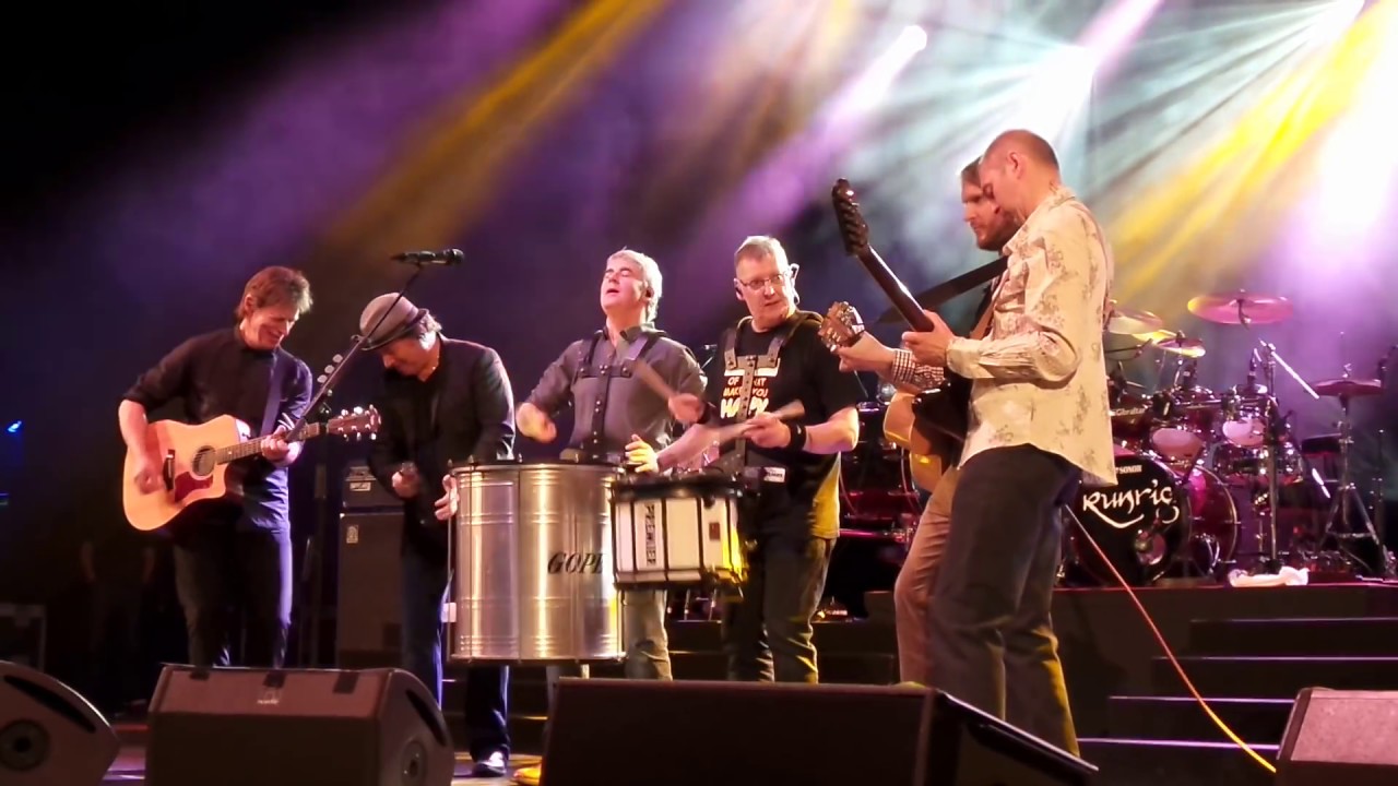 RUNRIG -The Place Where The Rivers Run- - YouTube