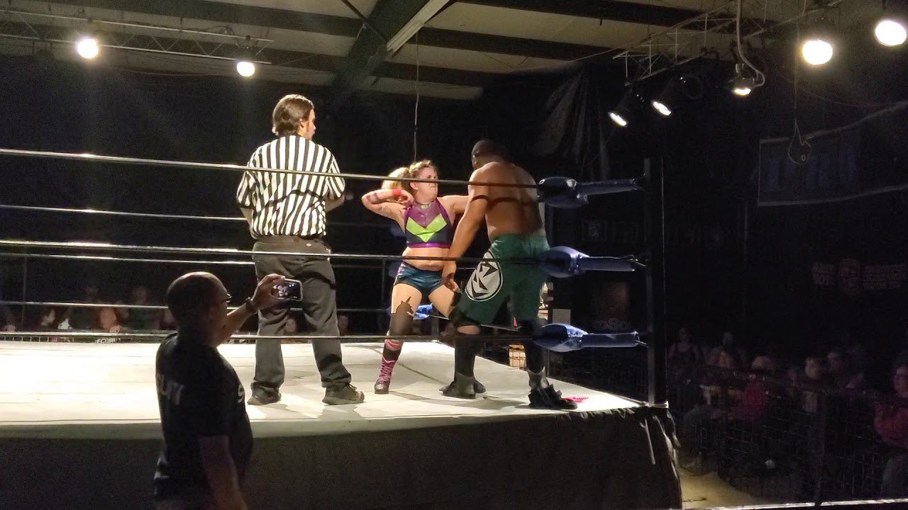 Taylor Rae vs. Brandon Whatley - YouTube