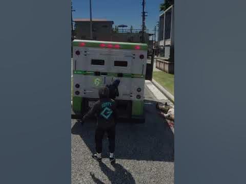 C4 Overload in GTA 5 Roleplay FiveM #SHORTS - YouTube