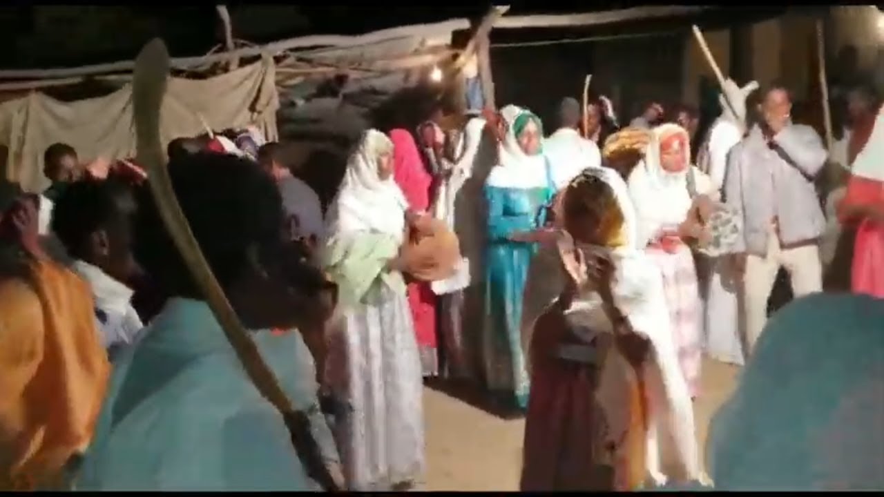 Eritrean Bilen Music - Traditional bilen dance/kalenbura - YouTube