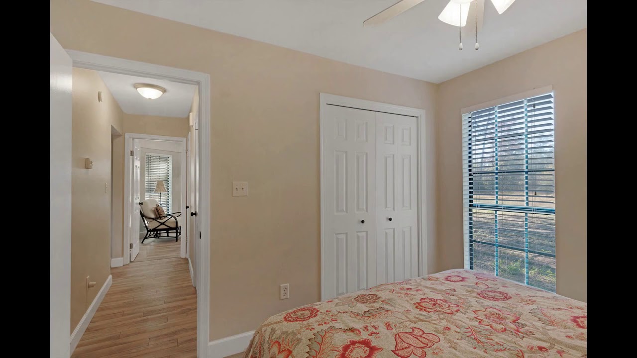 63 Suggs Rd - YouTube