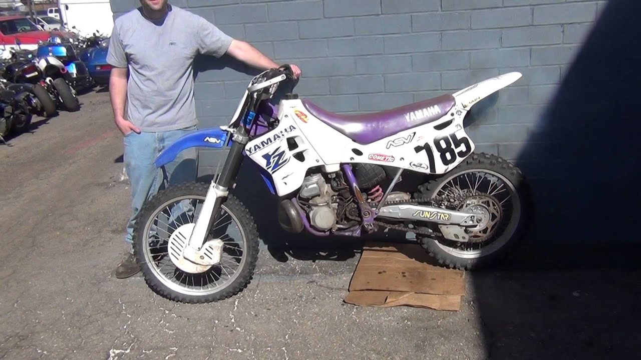95 YZ250 Engine running #470 - YouTube