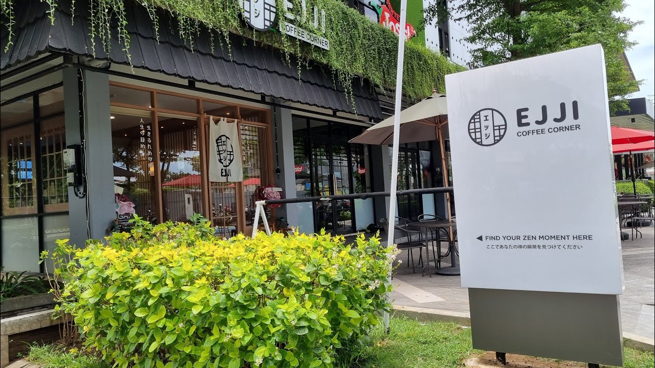 Ngopi Pagi di Kafe Nuansa Jepang, Ejji Coffee Corner di Kota Lama ...