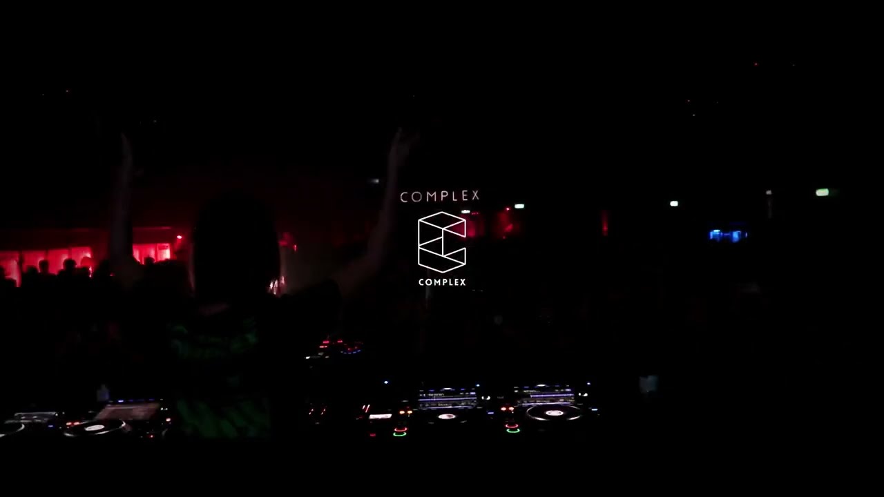 Amelie Lens at Complex Maastricht / Claydrum - YouTube