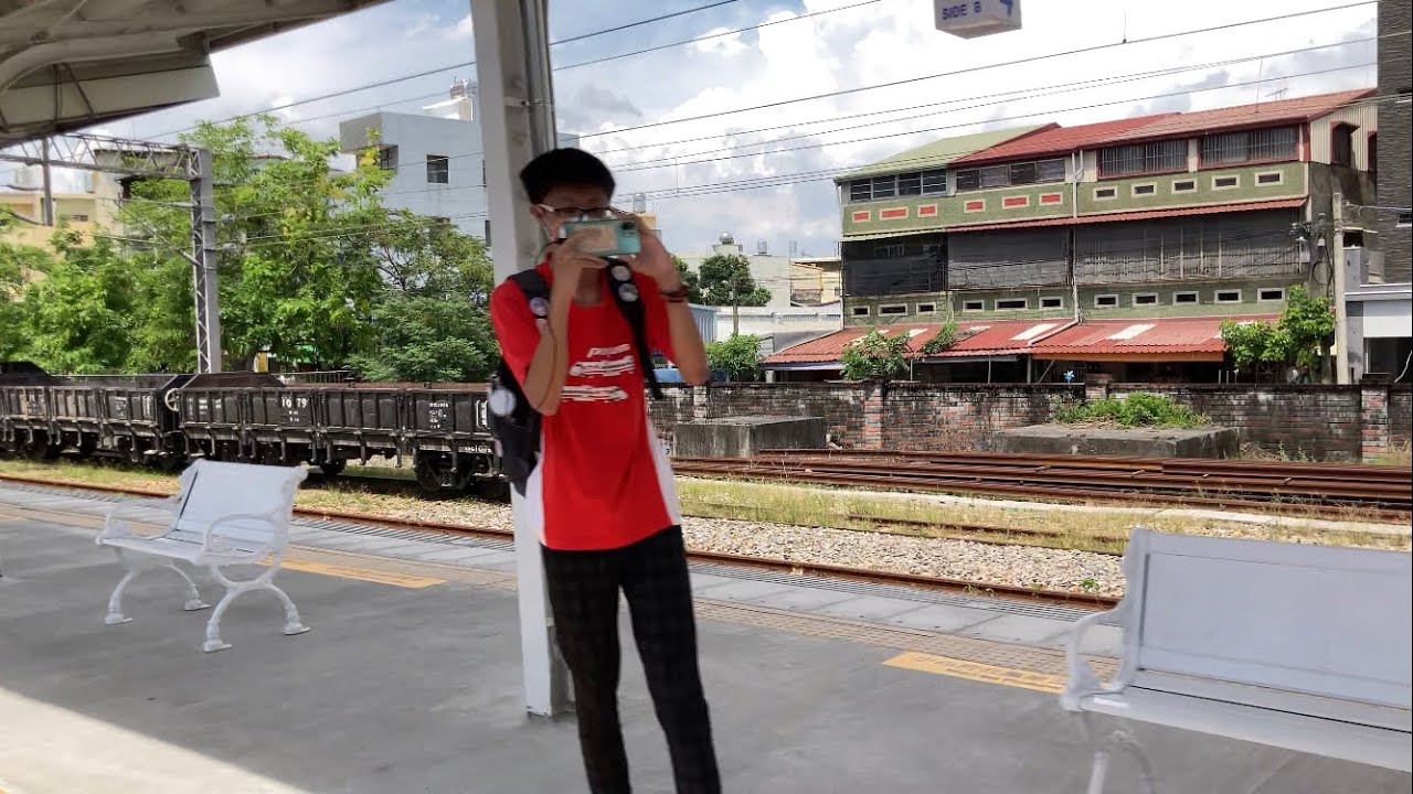 511次莒光號 民雄站 通過 後側路程景(本務車頭：E207)111年6月18日@tai33717 - YouTube