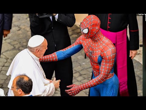 Spider-Man helping - YouTube