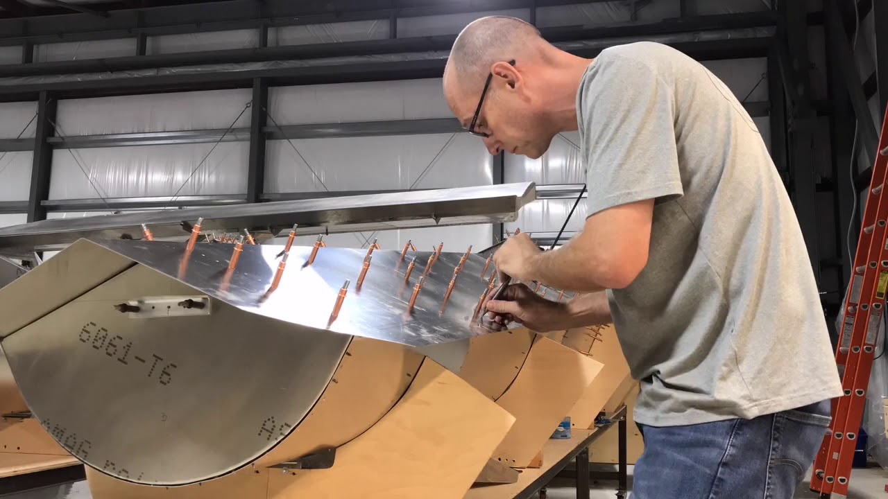 Zenith 2500A Float Build - YouTube