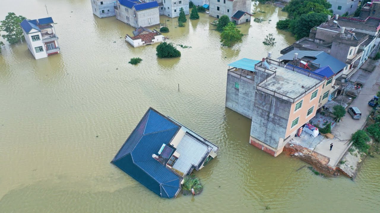 14/6/2023 China city is underwater! Guangdong rain causing flooding in ...