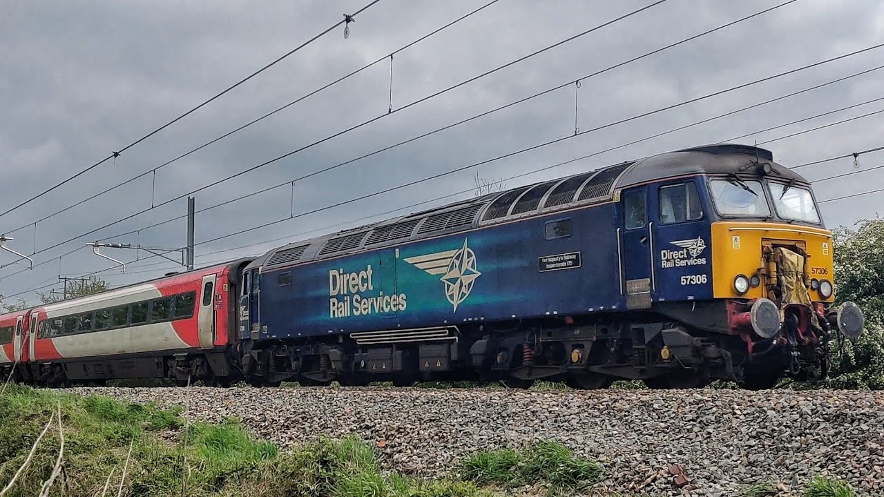 class 57 | DRS 57306 'Her Majesty's Railway Inspectorate' and mk4s ...