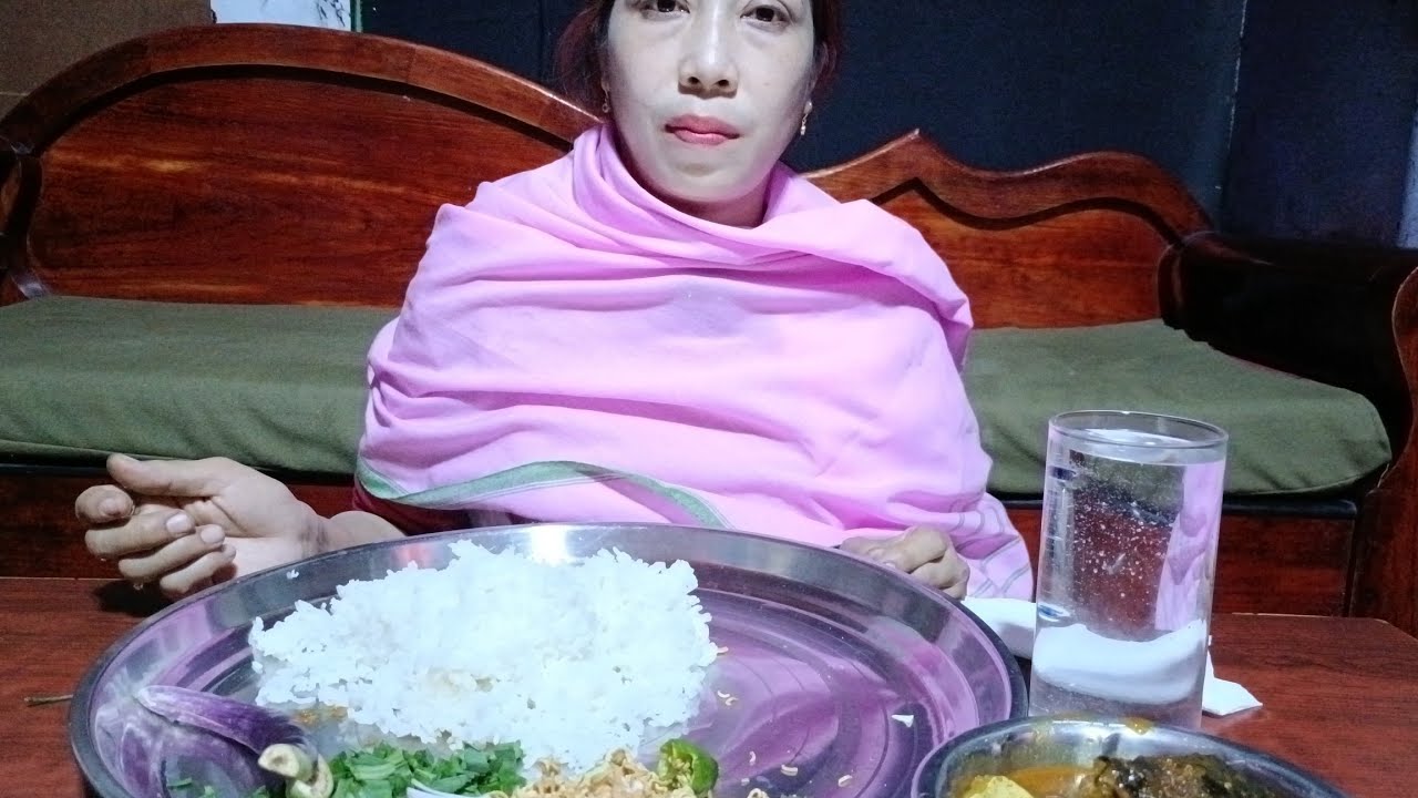 ngahei thongba (fish curry),mimi singju #mukbang #meitei #food - YouTube