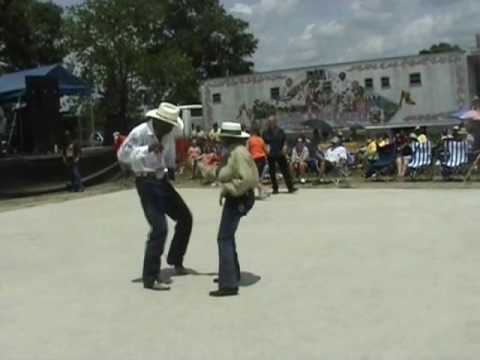 Zydeco dance at Crawfish Festival 2009 (Part 1) - YouTube