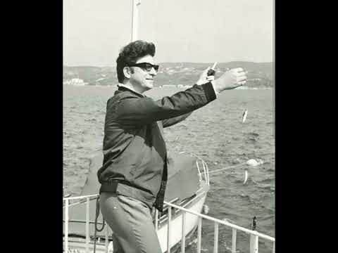 Zeki Müren - Gönül Penceresinden Ansızın Bakıp Geçtin