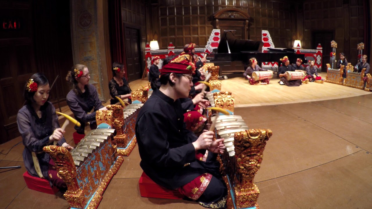 12 - Gilak (Eastman Gamelan Concert 2017) - YouTube