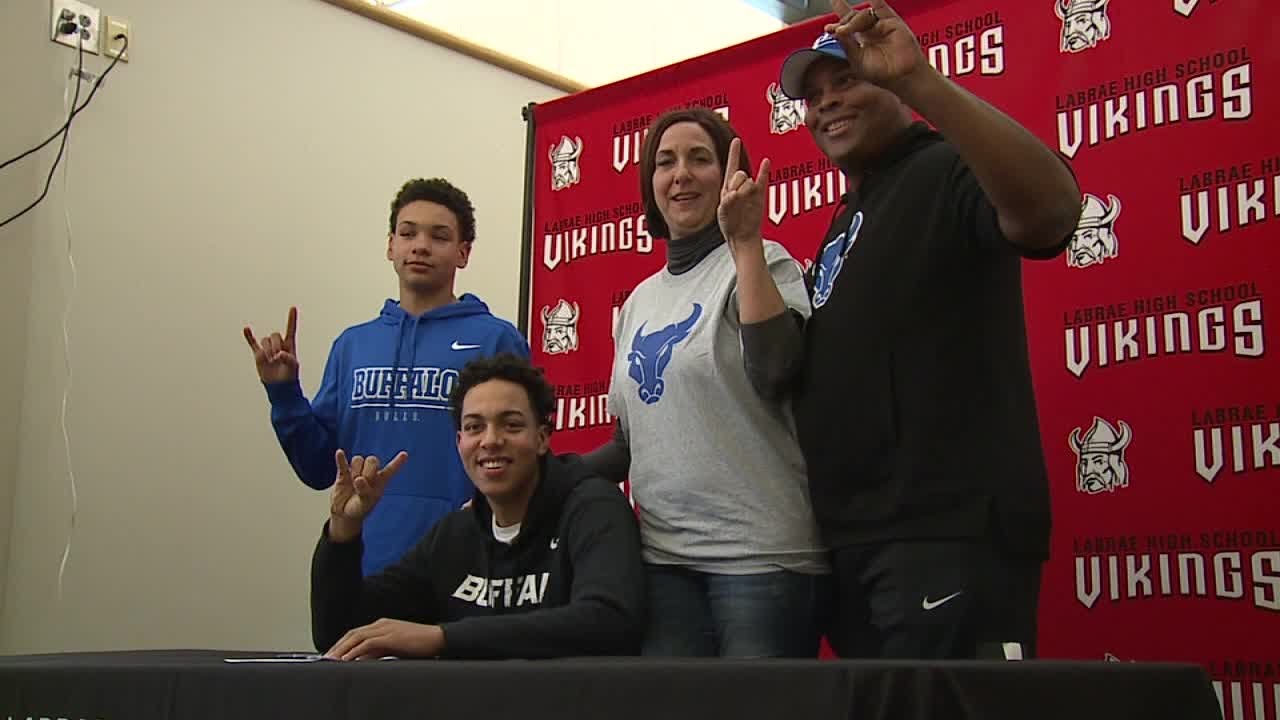 Moving to the MAC: LaBrae's Tyler Stephens signs with Buffalo - YouTube